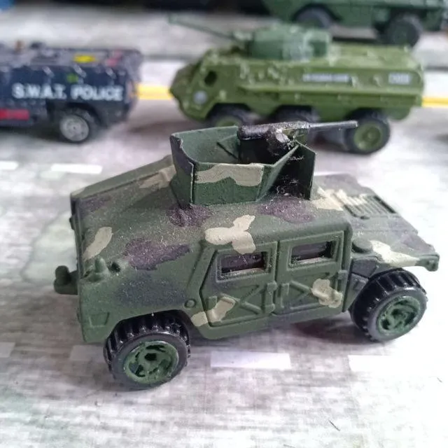 Customized Painted Hummer Humvee HMMWV Diecast Army Military Toy ...