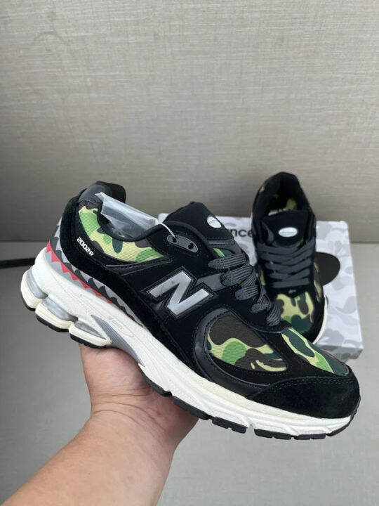 รองเท้าผ้าใบ New Balanc e X BAPE 2002R NB | Lazada.co.th