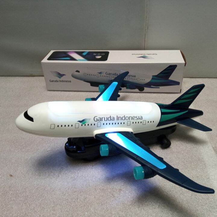 Mainan Replika Pesawat Garuda Indonesia Baterai A330 Lampu +Suara KP ...