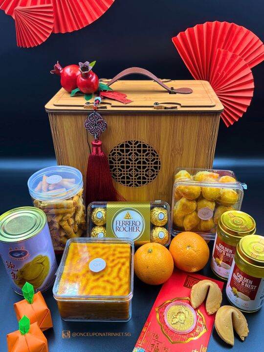 Chinese New Year Hamper : Clementine Set - Original Signature Kueh ...