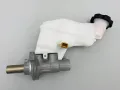 [GENUINE] Brake Master Cylinder Assy for Elantra(2011-2015). 1.6cc/1 ...
