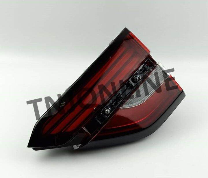 INNER LIGHT REFLECTOR-PROTON X50 (RH) (7057016100) | Lazada