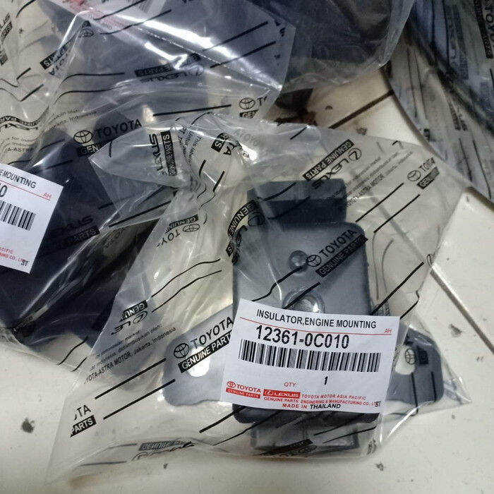 Engine mounting Toyota Innova bensin manual / matic Ori | Lazada Indonesia