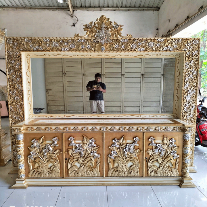 Meja Rias Mewah Klasik Kayu Jati, Meja Rias Ukiran Lukisan Mewah ...