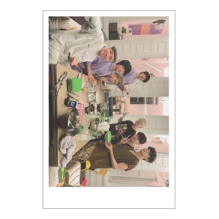 polaroid bts in the soop / foto polaroid bts 2021 / foto pola bts murah ...