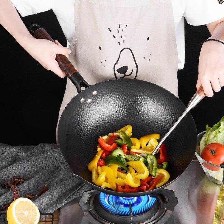 Chinese Wok Pan with Cover High Quality Black Iron Frying Pan Wok with ...