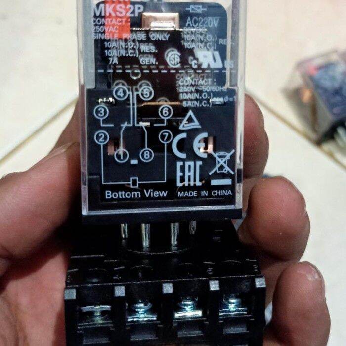 RELAY OMRON MKS2P 220V 8 PIN + SOKET - GENIUSSTORE9 | Lazada Indonesia