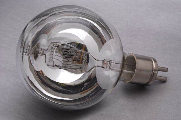 [COD] IMPA 370526 Searchlight Bulb Suez Canal Sweep Foam 220V 3000W ...