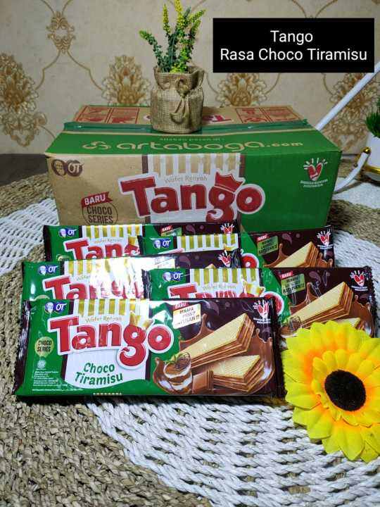 BARU !!! WAFER TANGO RASA CHOCO TIRAMISU 130 GRAM | Lazada Indonesia