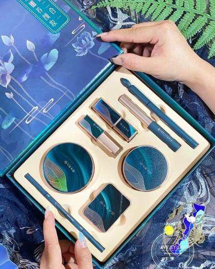SET TRANG ĐIỂM CƠ BẢN Đầy đủ YOULIYOULA 8 MÓN SIÊU SANG SIÊU XINH ...