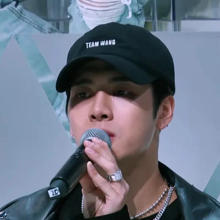 GOT 7 Jackson Wang ตัวอักษรหมวกเบสบอลลำลองฤดูใบไม้ผลิและฤดูร้อนนักเรียนชายและหญิงหมวกแหลม ...