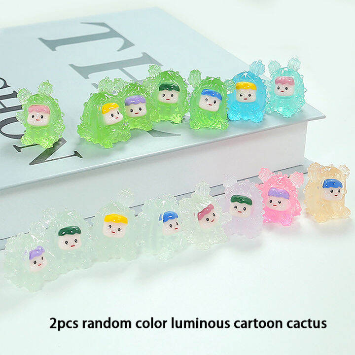 WenRan ตกแต่งภูมิทัศน์ขนาดเล็กตุ๊กตาแคคตัสเรืองแสงลายการ์ตูนน่ารัก2ชิ้น ...