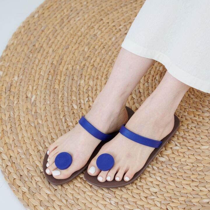 MOO CHUU รุ่นMC13 - Brown/Blue | Lazada.co.th