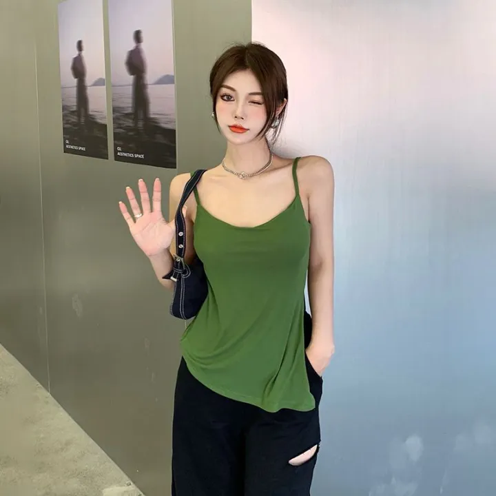 สีเขียวที่สวยงามกลับยกทรงเสื้อกั๊กกับเสื้อ Bottoming ห่อหน้าอกสาวร้อน