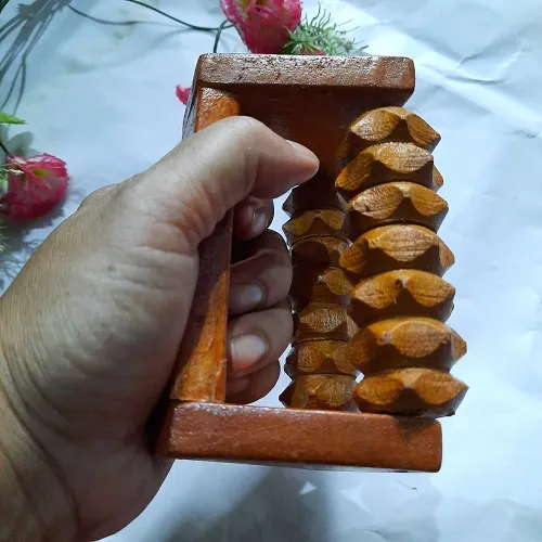 Alat Pijat Model Roda Gerigi Untuk Refleksi Punggung Paha dan Lengan ...