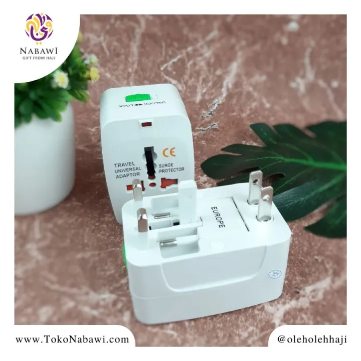 Universal Travel Adaptor Adapter Colokan Listrik Stop Kontak Traveling ...