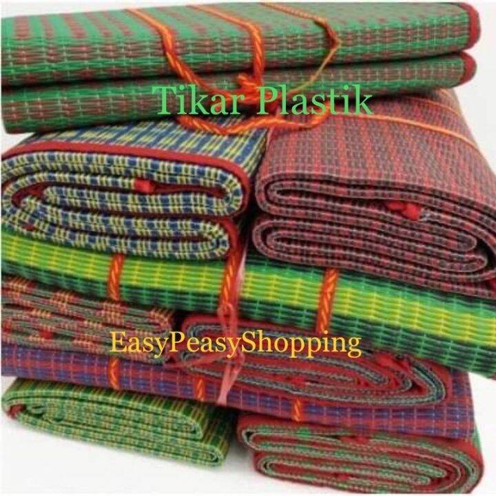 Tikar Plastik Berkelah/ Picnic /Lipat 3 Mudah Simpan/ Hand Carry /Tikar ...