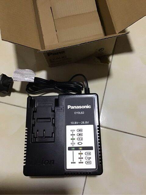 Sạc pin panasonic EY0L82B | Lazada.vn