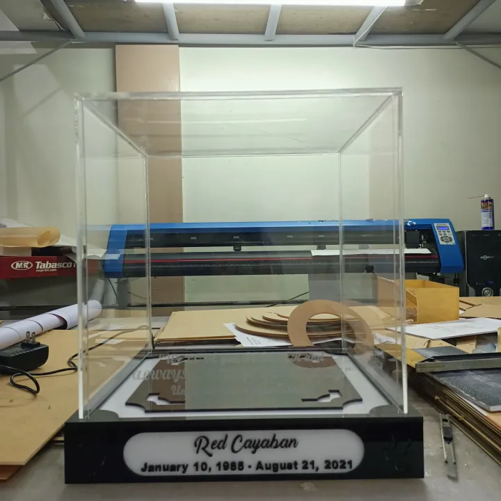 ACRYLIC UNR BOX WITH WHITE LIGHT | Lazada PH