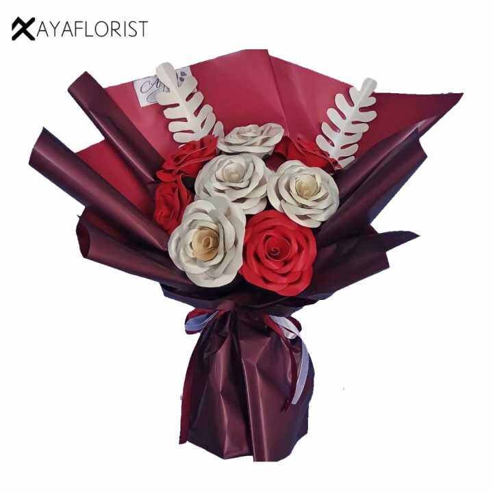 Buket Bunga Wisuda isi 7 Tangkai Roses Maroon Ukuran 50 cm. Buket ...