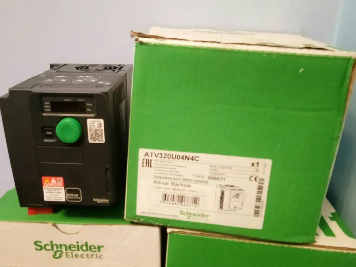 Altivar Machine New Schneider ATV320U04N4C 0.37KW 1/2HP 380-500VAC 50 ...