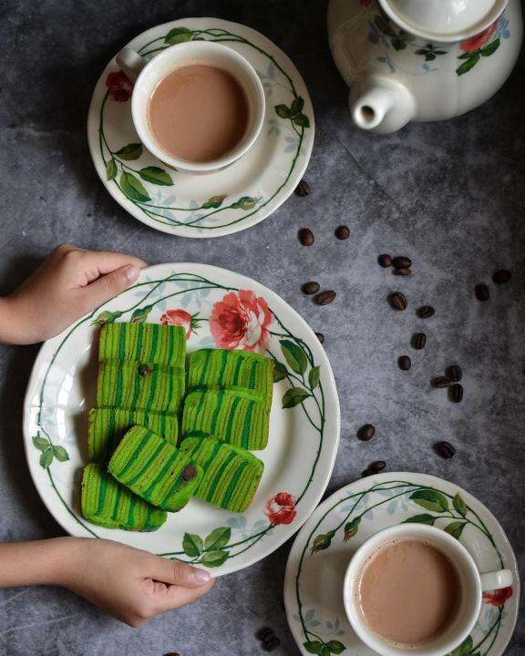 [Kuih Raya] Kek Lapis Sarawak - Lapis Koko Pandan | Lazada