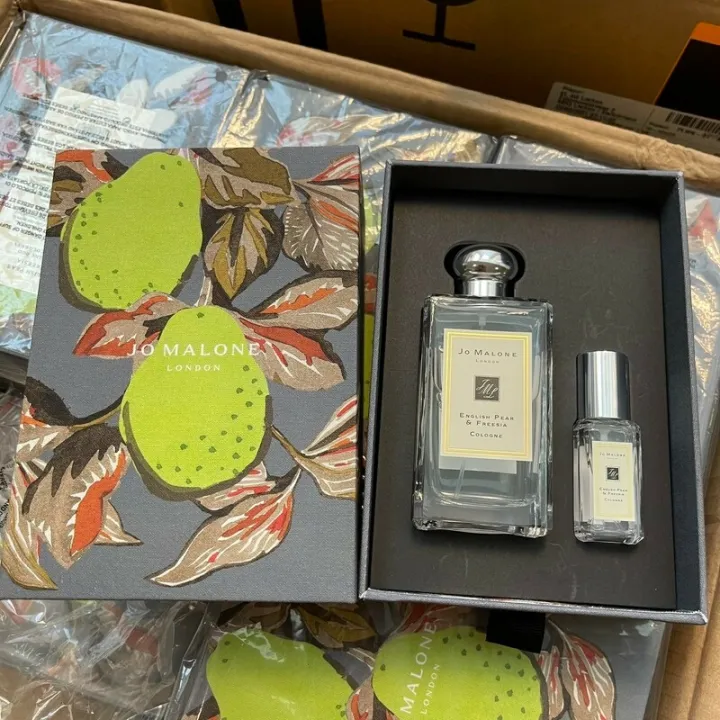 เซ็ตน้ำหอมโจมาโลน Jo Malone English Pear And Freesia Cologne Duo Coffret