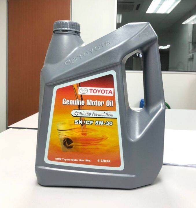 Toyota 5W30 Engine Oil 4L Minyak Hitam Semi Synthetic 5W30 Minyak Enjin ...