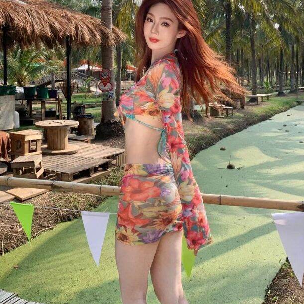 40-58kg เสื้อครอปท็อปแขนยาว ผ้าตาข่าย ลายดอกไม้ แต่งผูกปม และกระโปรงสั้น สุดเซ็กซี่ เหมาะกับเดิน ...