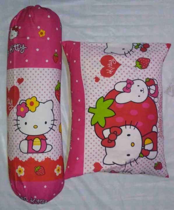 Bantal Guling Hello Kitty