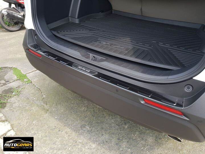 Toyota RAV4 (2019 - 2023) Rear Bumper Plate | Lazada PH