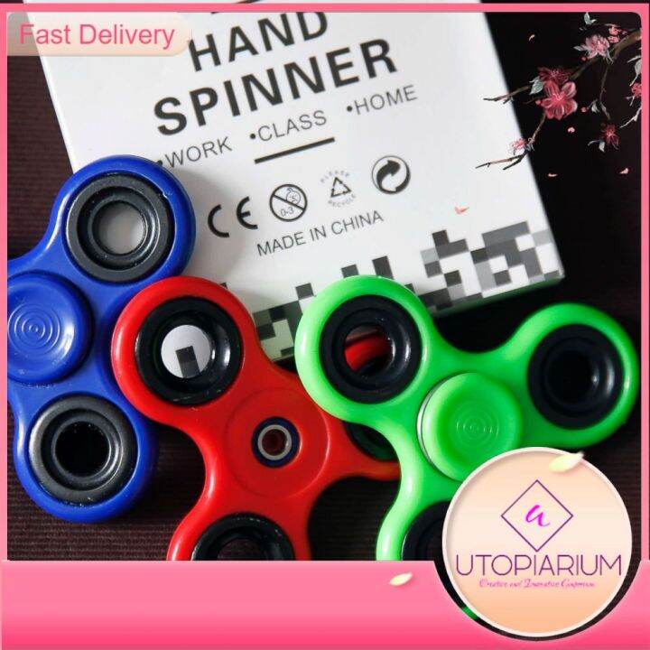 【READY STOCK 现货】Unique Cool 360 Degree Rotation FIDGET SPINNER Tri ...