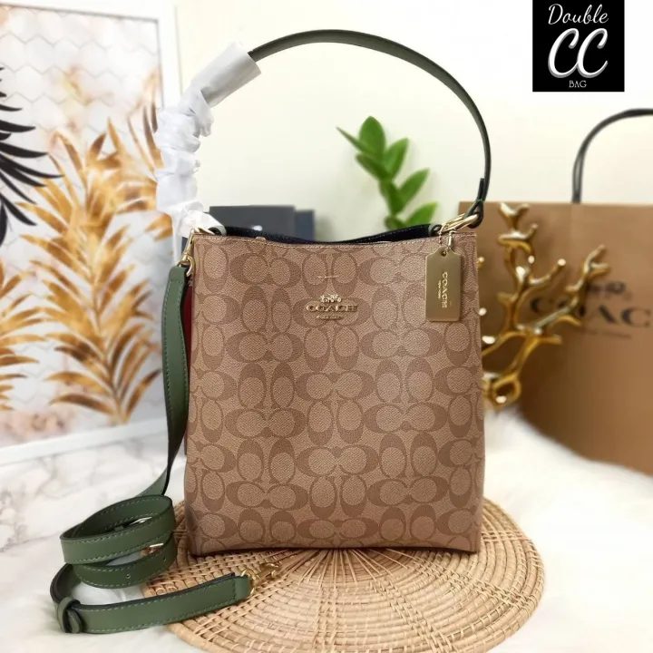 (แท้ 💯%‼ Factory) COACH TOWN BUCKET BAG IN SIGNATURE CANVAS (COACH ...
