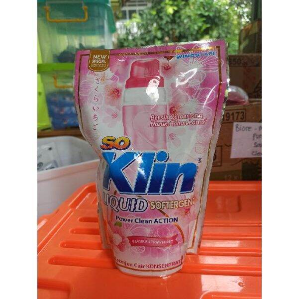 So Klin Liquid Softergent Sakura Strawberry 750Ml | Lazada Indonesia