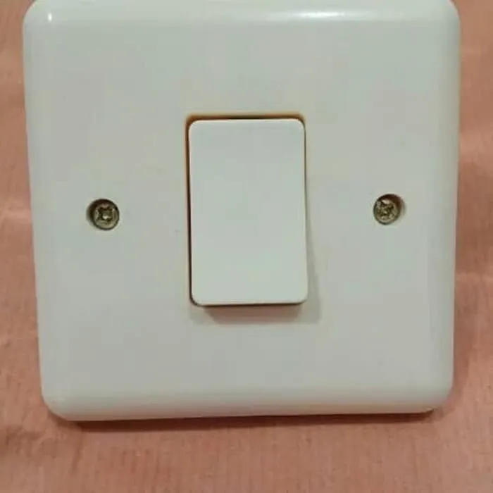 Saklar Engkel Tunggal Single Switch Mirip Uticon Broco Panasonic ...