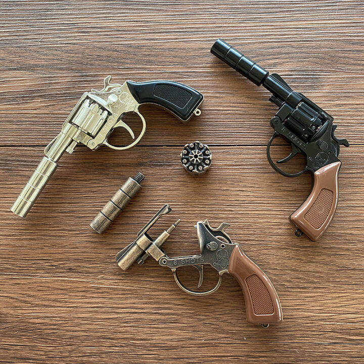 Revolver slamming gun Russian turntable matches six rounds of all-metal ...