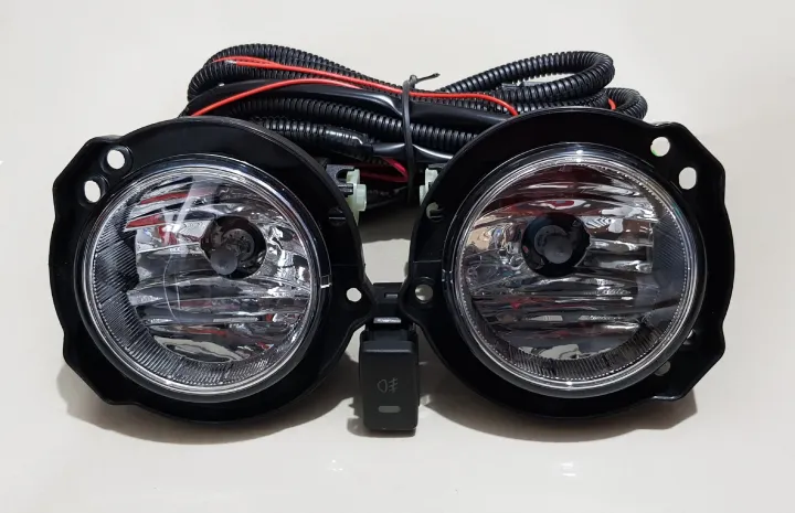 Toyota Avanza 2012 to 2020 Fog Light Foglamp Assembly | Lazada PH
