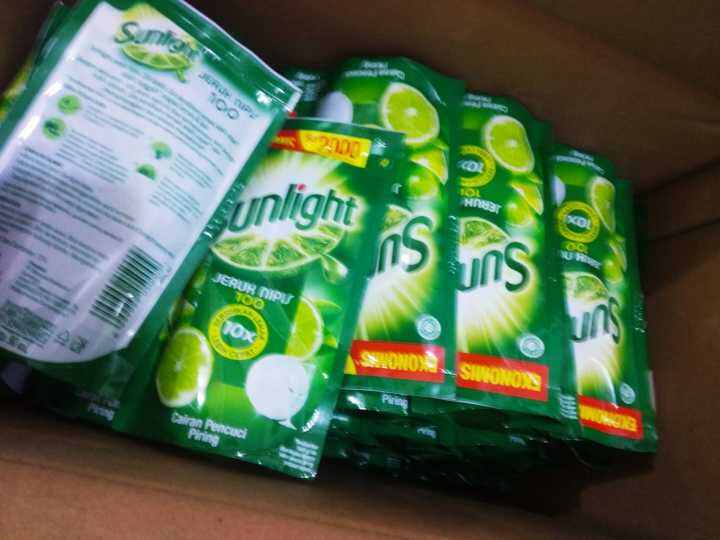 SUNLIGHT SABUN CUCI PIRING 90 ML KEMASAN 2000 JERUK NIPIS REFIIL | Lazada Indonesia