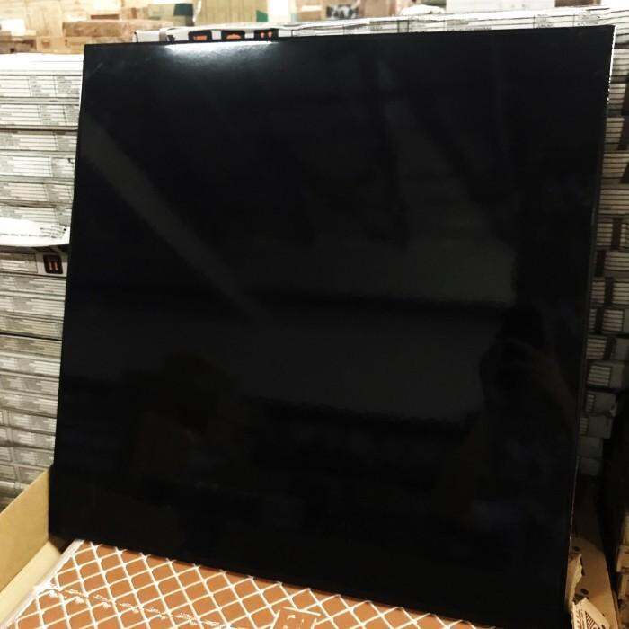 KERAMIK 60X60 HITAM POLOS (GLOSSY)/ KERAMIK HITAM POLOS - POWERTOOLS7 ...