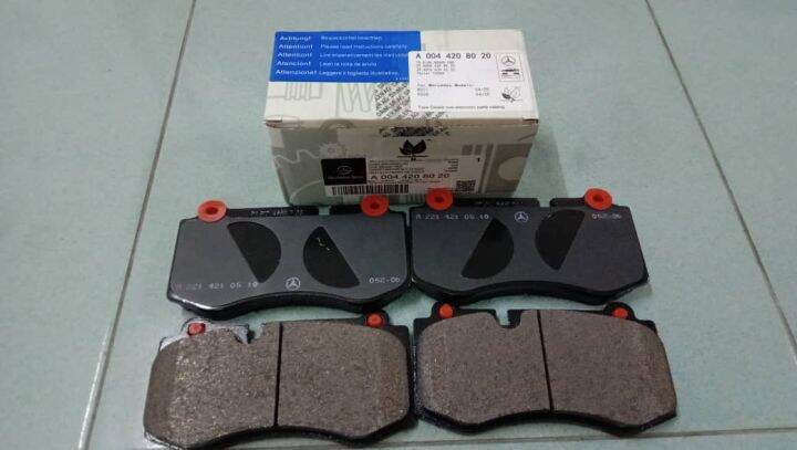 0044208020 BRAKE PAD FRONT MERCEDES W219 CLS 500 W221 S280 S300 S350 ...