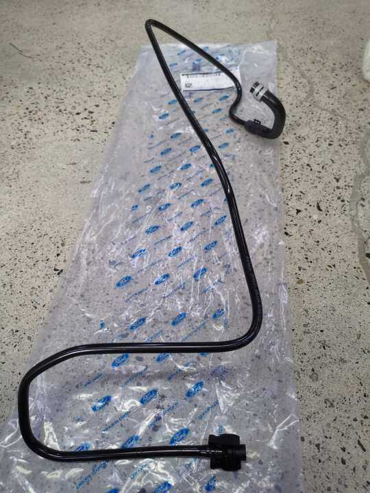 Ford Surge Tank Hose (LONG) ( Return Hose ) for Ford Fiesta 1.4L / 1.5L ...