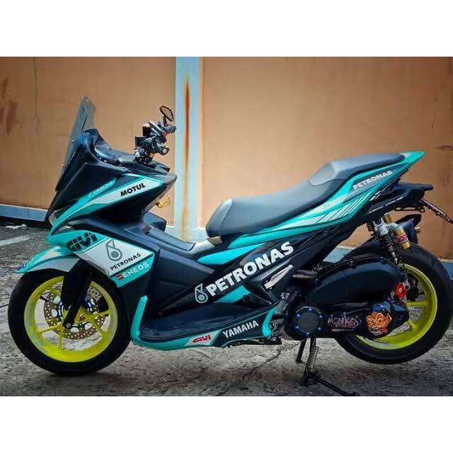 Stiker aerox Petronas custom full / decal custom Yamaha aerox thailand ...