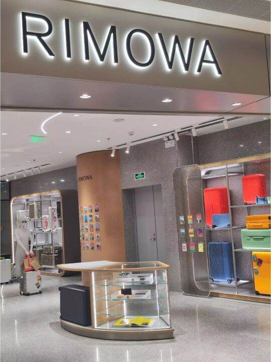 Rimowa luggage official duty-free shop sales, polycarbonate, aluminum ...