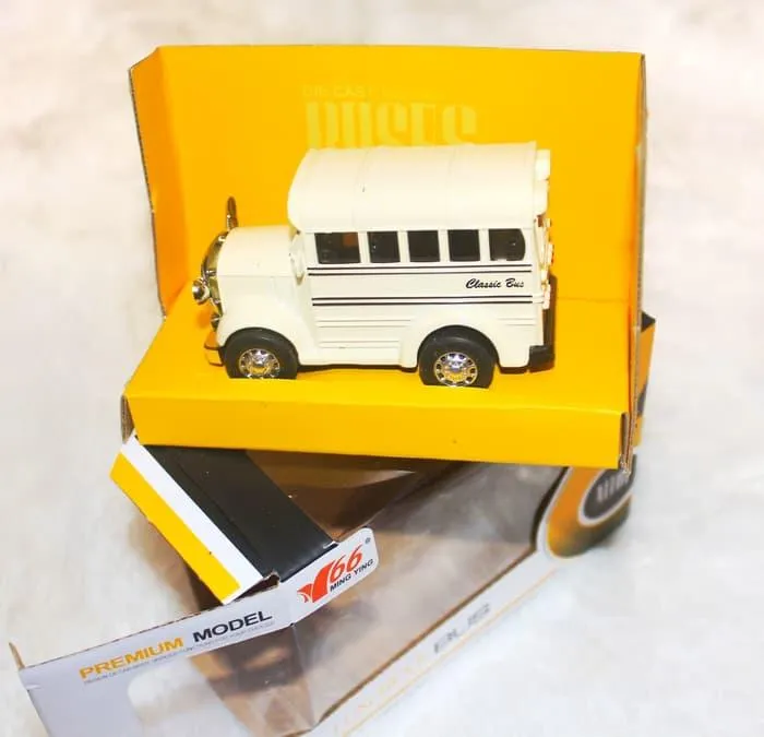 Diecast Bus Sekolah Klasik MY66 | Die Cast Bus | Classical Bus Diecast ...