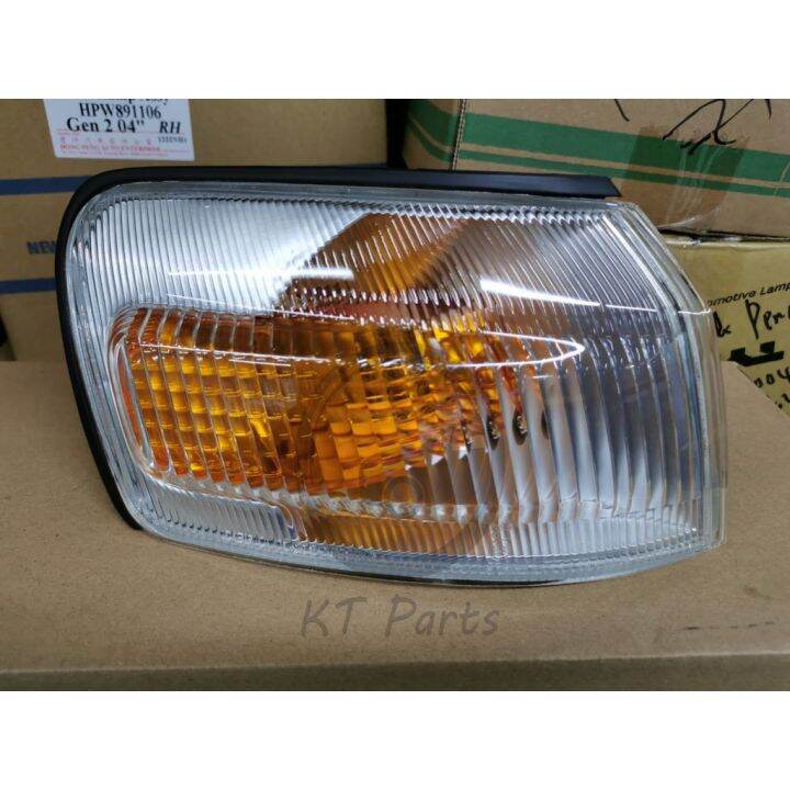 TOYOTA COROLLA EE111 / AE111 1996 YEAR PARKING CORNER LIGHT LAMP ...