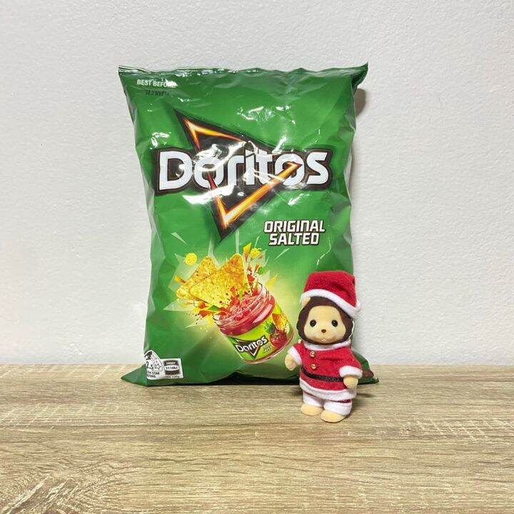 Happy moment with us 🔹 พร้อมส่ง Doritos Nacho Cheese , Chilli Heat wave ...