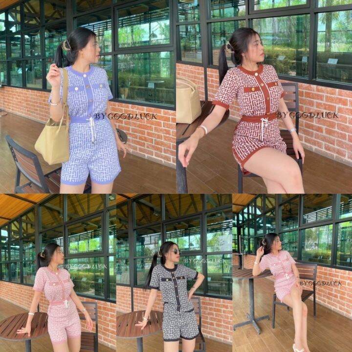 🌈 MesubShop 🌈ชุดเซ็ท เสื้อคอกลมแขนสั้นเป็นแบบสวมแต่งเป๋าคู่ข้างแต่งกระดุมทอง แพ็คคู่กับกางเกงขา ...