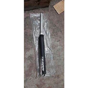 TSUNAMI ALLOY FORK 700C MAX 25C OVERSIZE THREADLESS 1 1/8 2599 eachtEt ...