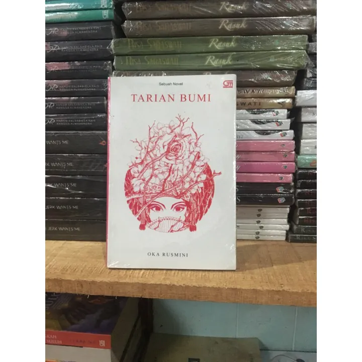 Buku Novel Tarian Bumi By Oka Rusmini | Lazada Indonesia