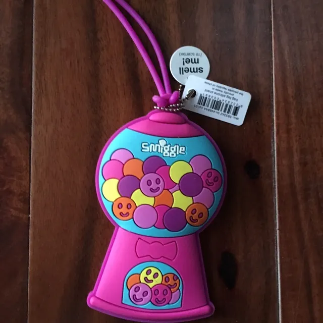Auth Smiggle Scented Bag Tag Candy Dispenser design | Lazada PH